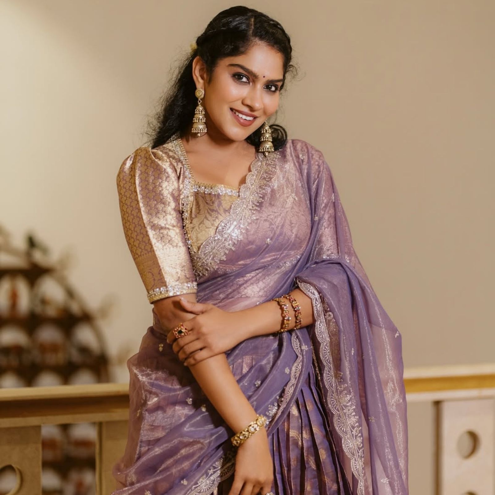 அழகிய தீயே... தாவணியில் கலக்கும் லப்பர் பந்து நடிகை!! - TN Talks